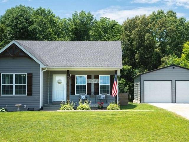 971 Hadley Loop Rd, Bowling Green, KY 42101