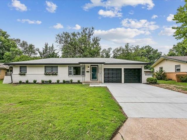 971 N Westlink Ave, Wichita, KS 67212