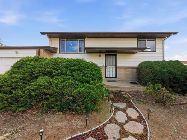971 S Yarrow St, Denver, CO 80226