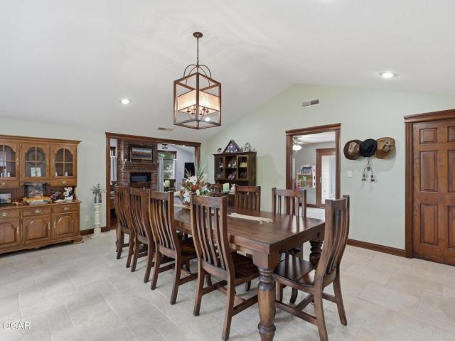 971 S Country Club Road