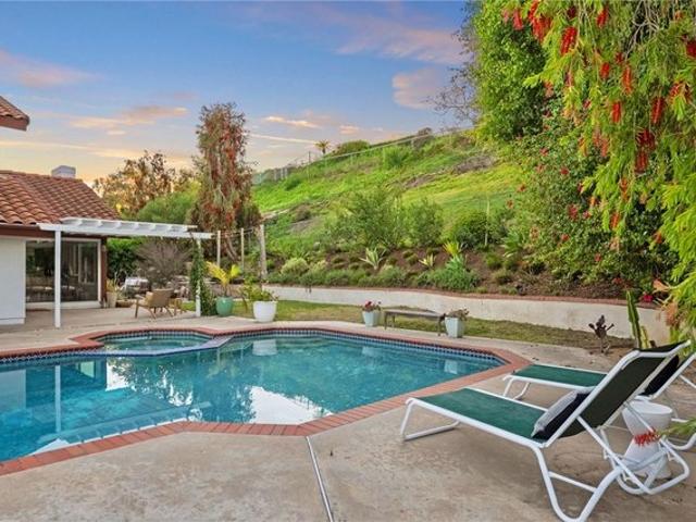 971 San Lorenzo Ct, Solana Beach, CA 92075