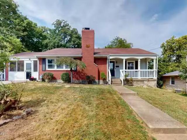 971 PALATKA RD, LOUISVILLE, KY 40214 Single Family Residence F.