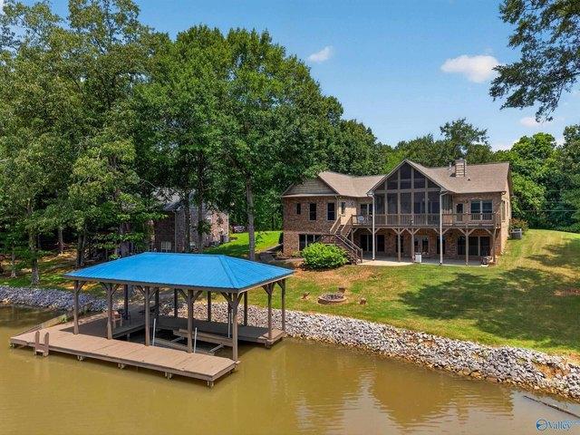 971 Ramsey Rd, Rainbow City, AL 35906