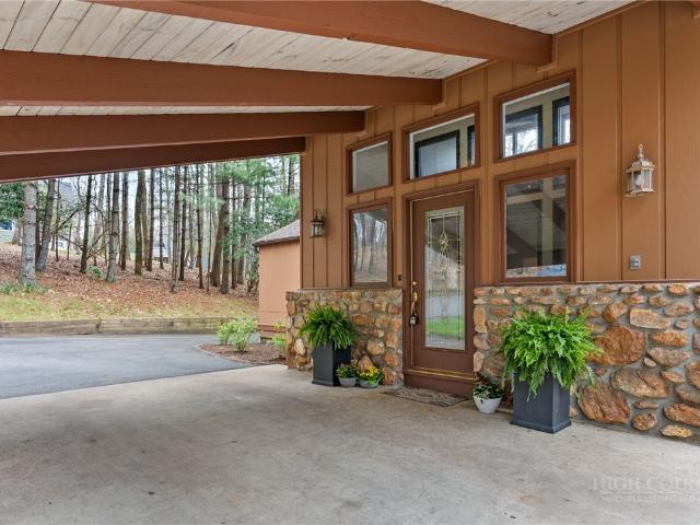 971 Ridge Road