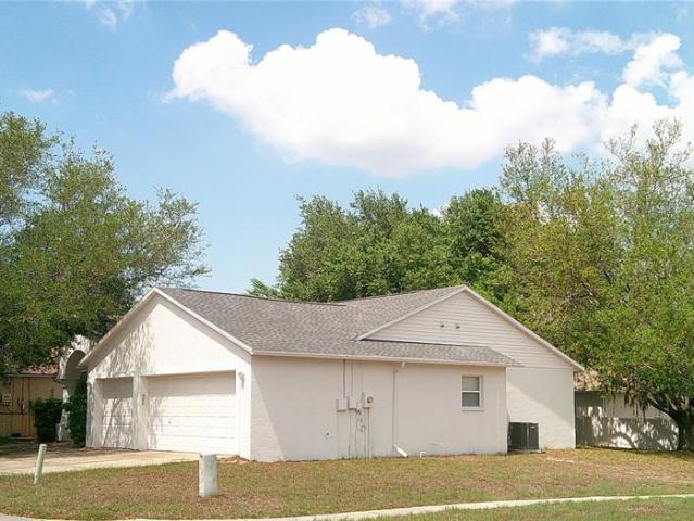 9724 Mary Robin Dr, Riverview, FL 33569 | MLS #TB8433 | Compass