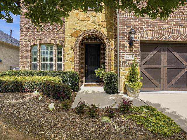 9724 Mountain Laurel Trail