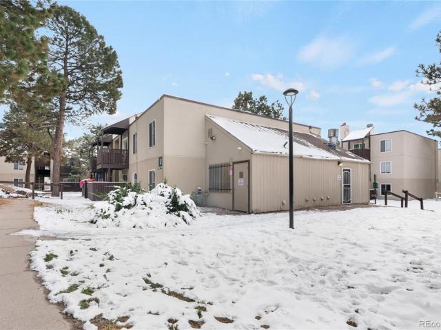 9725 E Harvard Ave, Unit 330, Denver, CO 80231 | MLS #8897 | Compass