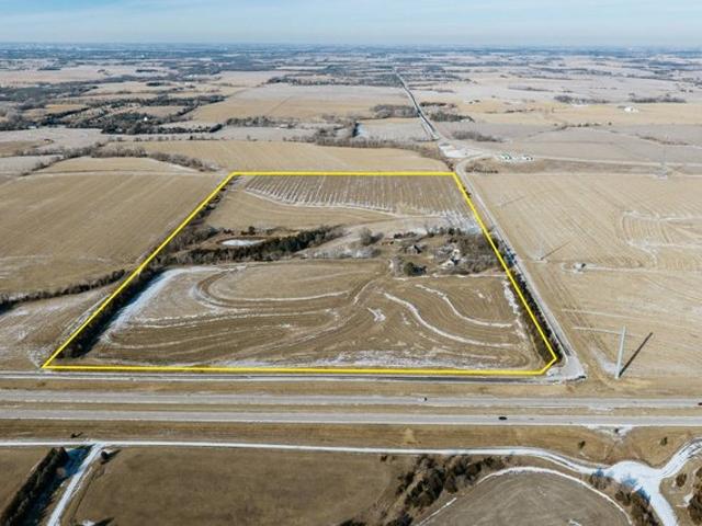 9725 S 148th St, Bennet, NE 68317