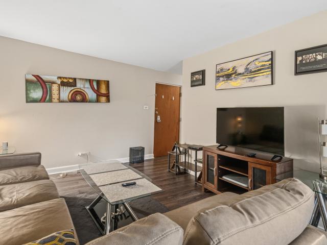 9725 S Keeler Avenue # 6 209