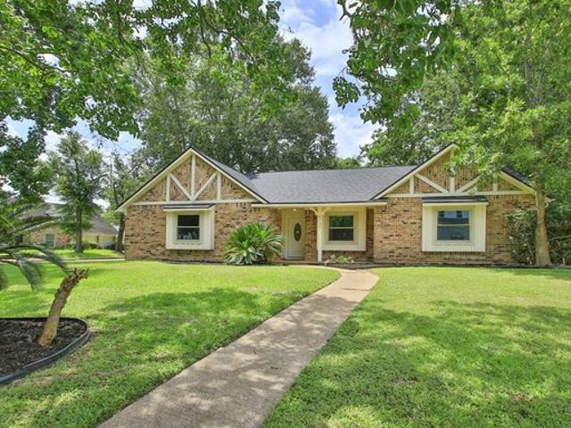 9726 John Bank Dr, Spring, TX 77379