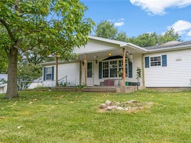 9727 E Vernon Ridge Rd, Madison, IN 47250