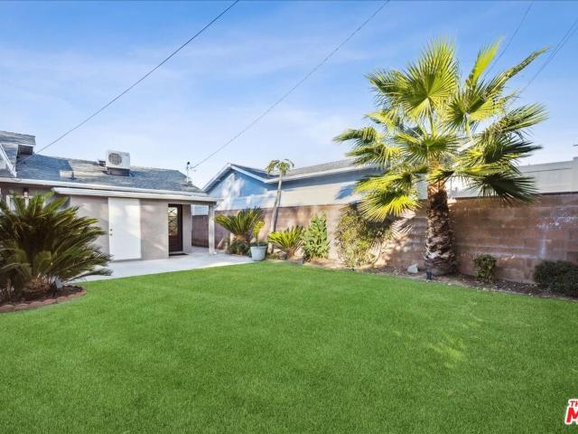 9728 Kessler Ave, Chatsworth, CA 91311 | MLS #26640 | Compass