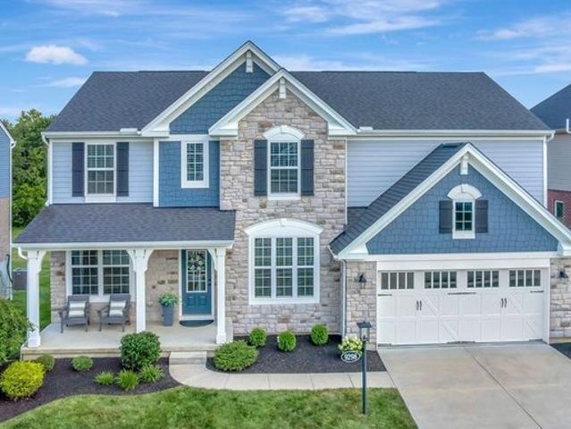 9729 Sommerville St, Louisville, OH 44641