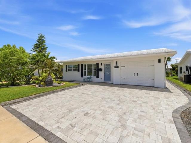 9729 37th St N, Pinellas Park, FL 33782