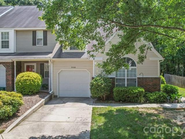 9720 Mattforest Cir, Charlotte, NC 28277