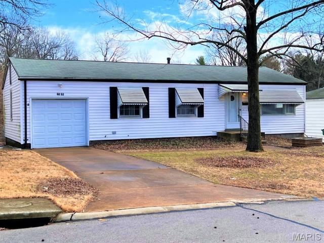 9720 Gloucester Dr, St. Louis, MO 63137 | MLS #26014 | Compass
