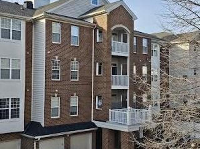 9720 Holmes Pl #UNIT 2, Manassas Park, VA 20111