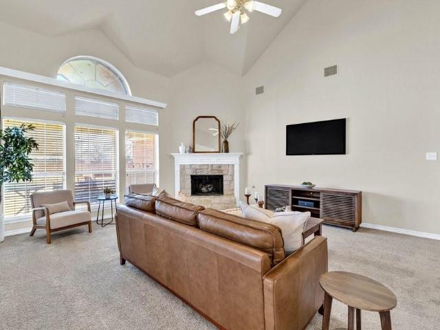9720 Indian Court