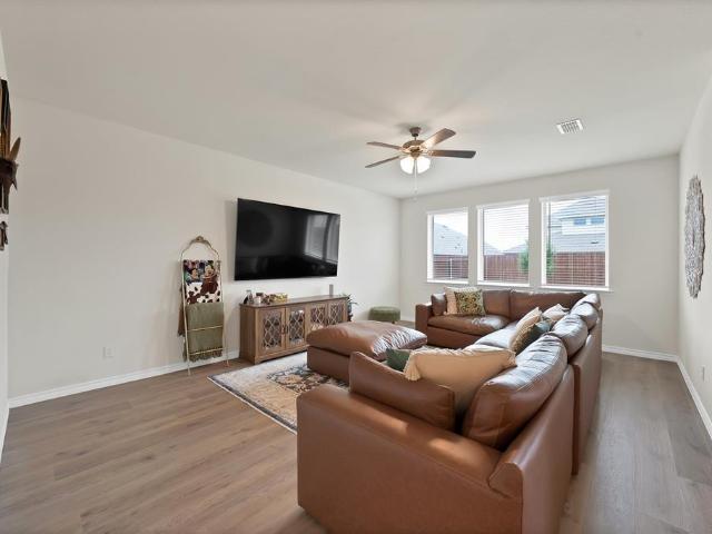 9720 Lariat Drive