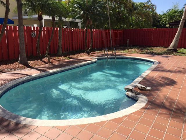 9721 SW 155th Ave, Miami, FL 33196 | MLS #A11999