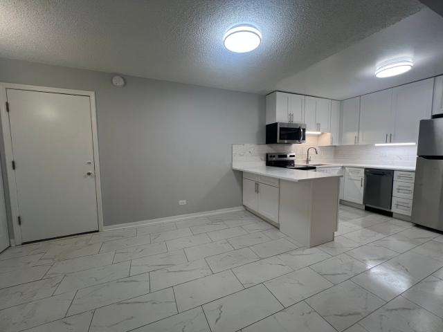 9721 S Harlem Ave, Unit 2D, Chicago Ridge, IL 60415 | MLS #12615 | Compass