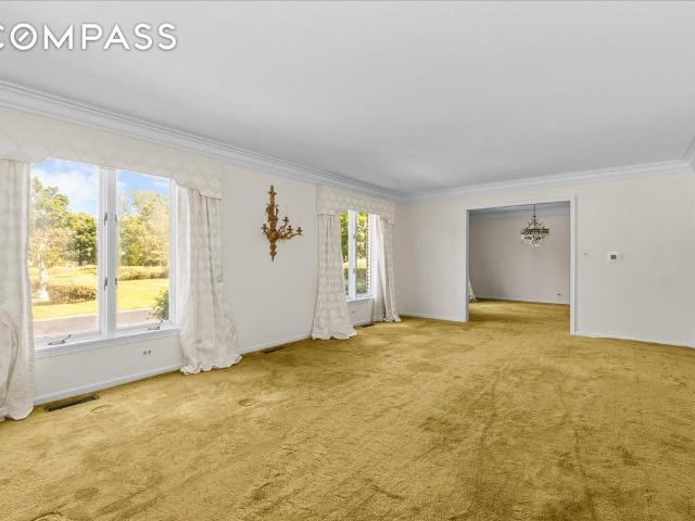 972 Castlegate Ct, Lake Forest, IL