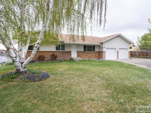 972 Bluebird Pl, Idaho Falls, ID 83402