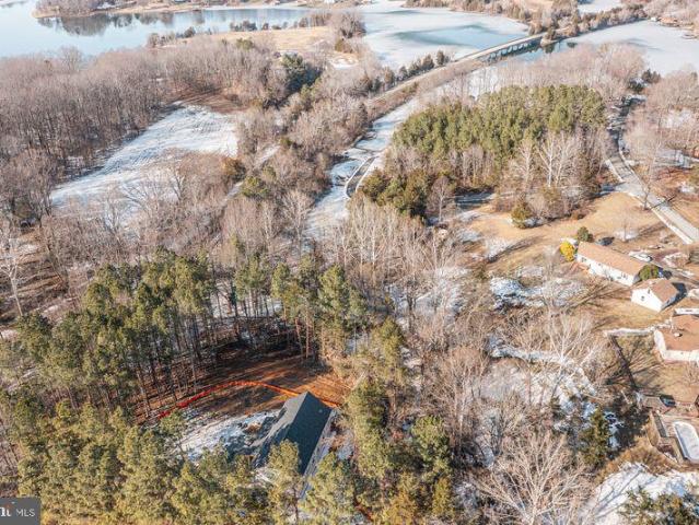 972 Days Bridge Rd