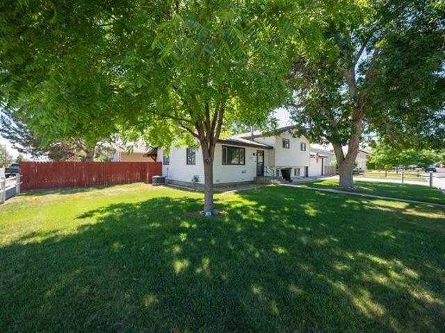 972 E Jefferson St, Powell, WY 82435