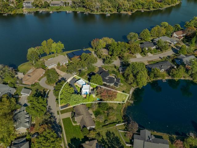 972 Edgewater Drive