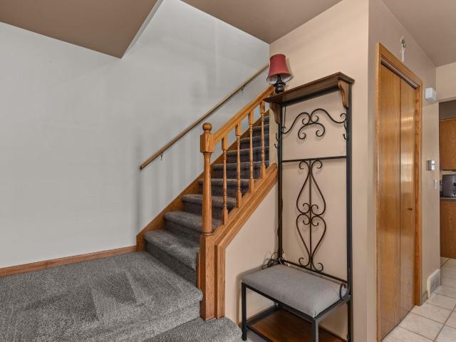 972 honeysuckle lane