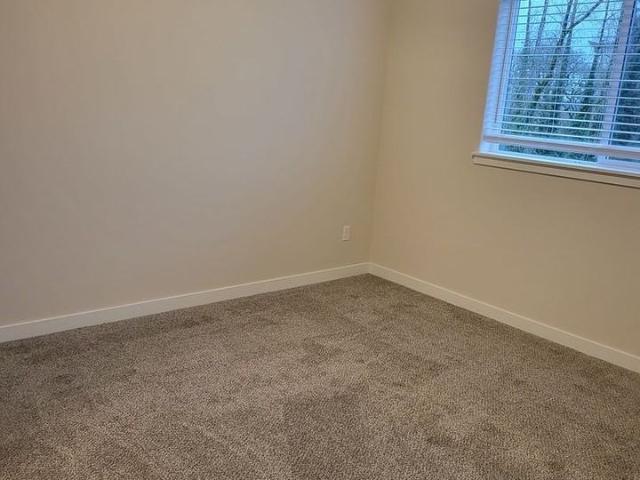 972 N 2nd Street 3 Bedroom Apartment for Rent at 972 N 2nd St, Jefferson, OR 97352