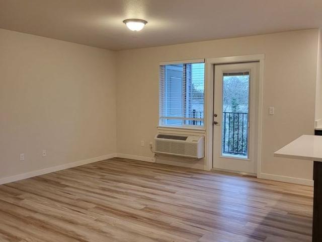 972 N 2nd Street 3 Bedroom Apartment for Rent at 972 N 2nd St, Jefferson, OR 97352