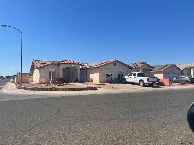 972 N Sinoff Ave, San Luis, AZ 85336