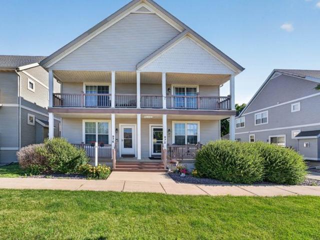 972 Stonehaven Dr, Sun Prairie, WI 53590