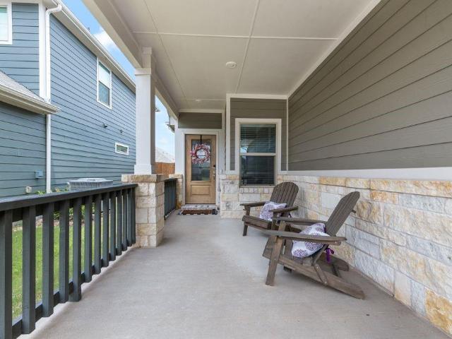 972 Tulip Trail