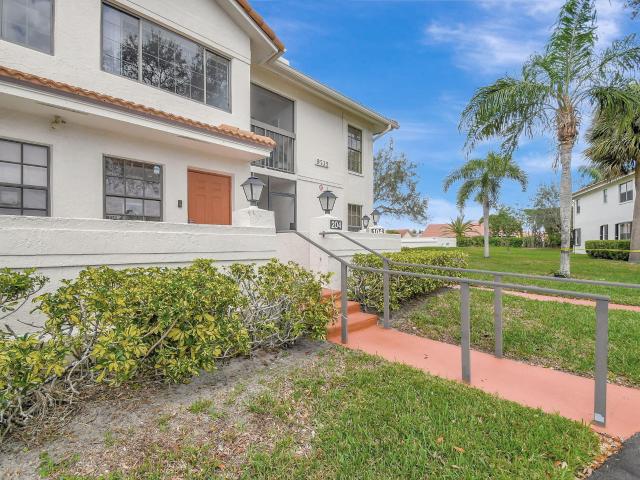 9735 Pavarotti Ter, Unit 204, Boynton Beach, FL 33437 | MLS #R11062