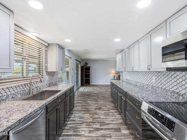 9735 W Edward Dr, Sun City, AZ 85351