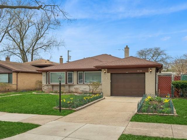 9738 Keystone Ave, Skokie, IL 60076