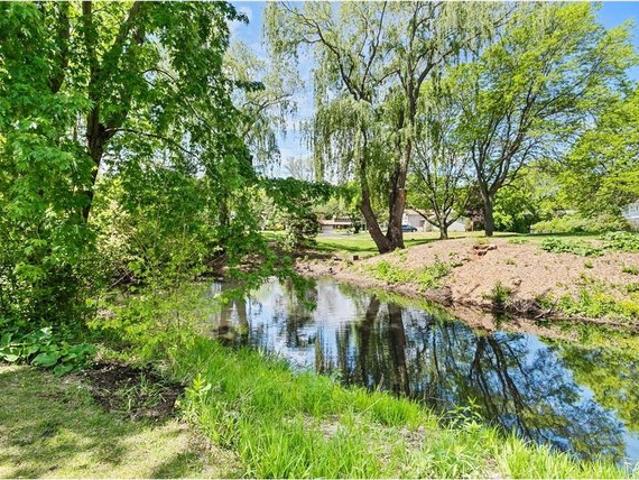 9731 Dorset Ln, Eden Prairie, MN 55347