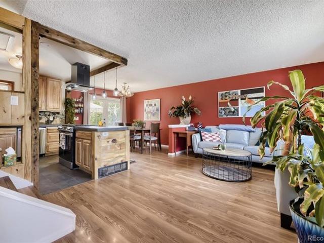 9732 W Polk Dr, Littleton, CO 80123