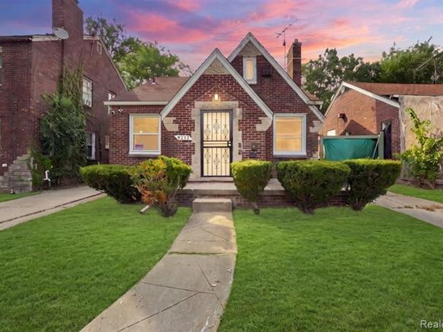9733 Somerset Ave, Detroit, MI 48224