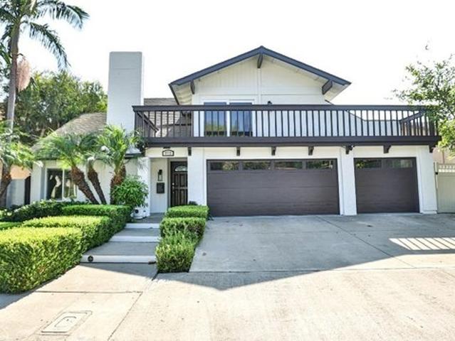 973 Azalea Dr, Costa Mesa, CA 92626