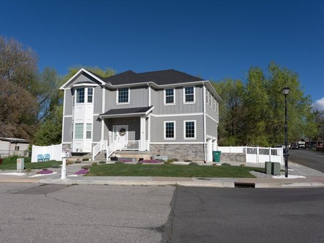 973 E 250 S, Layton, UT 84041