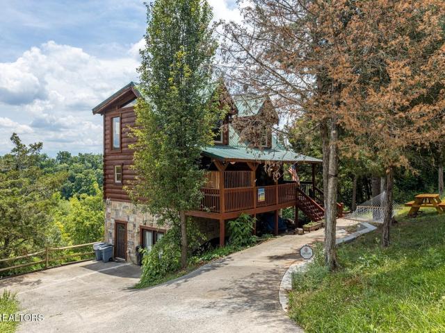 973 Pleasure Rd