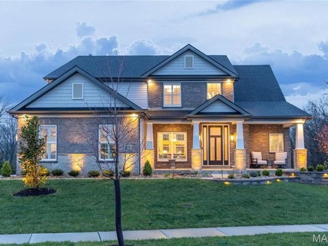 973 Tara Ct, Chesterfield, MO 63005