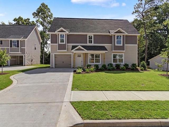 9744 Gooden Dr, Fayetteville, NC 28314