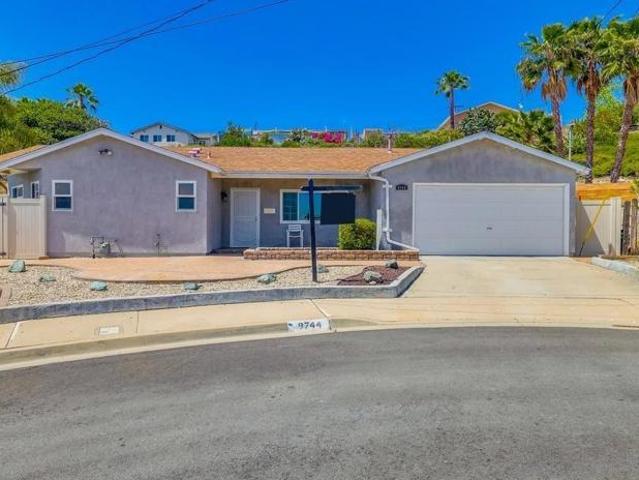 9744 Ramo Ct, Santee, CA 92071