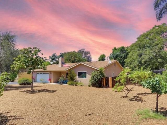 9744 Sierra Madre Rd, Spring Valley, CA 91977