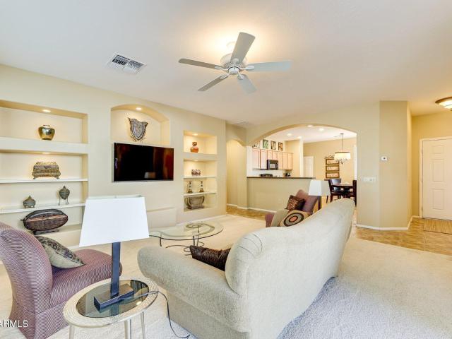 9746 E Coopers Hawk Drive